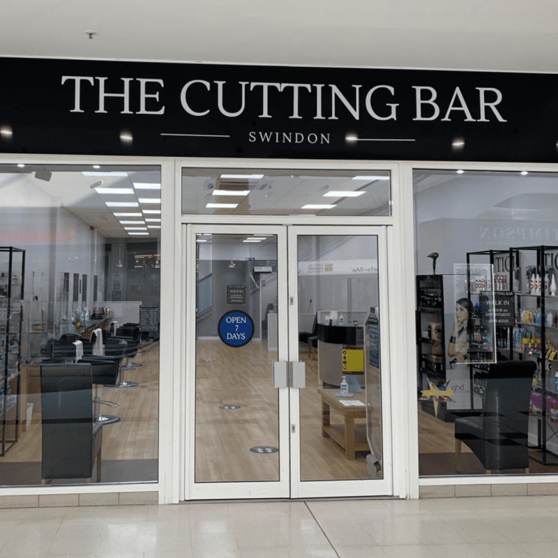 Swindon Brunel Centre - The Cutting Bar